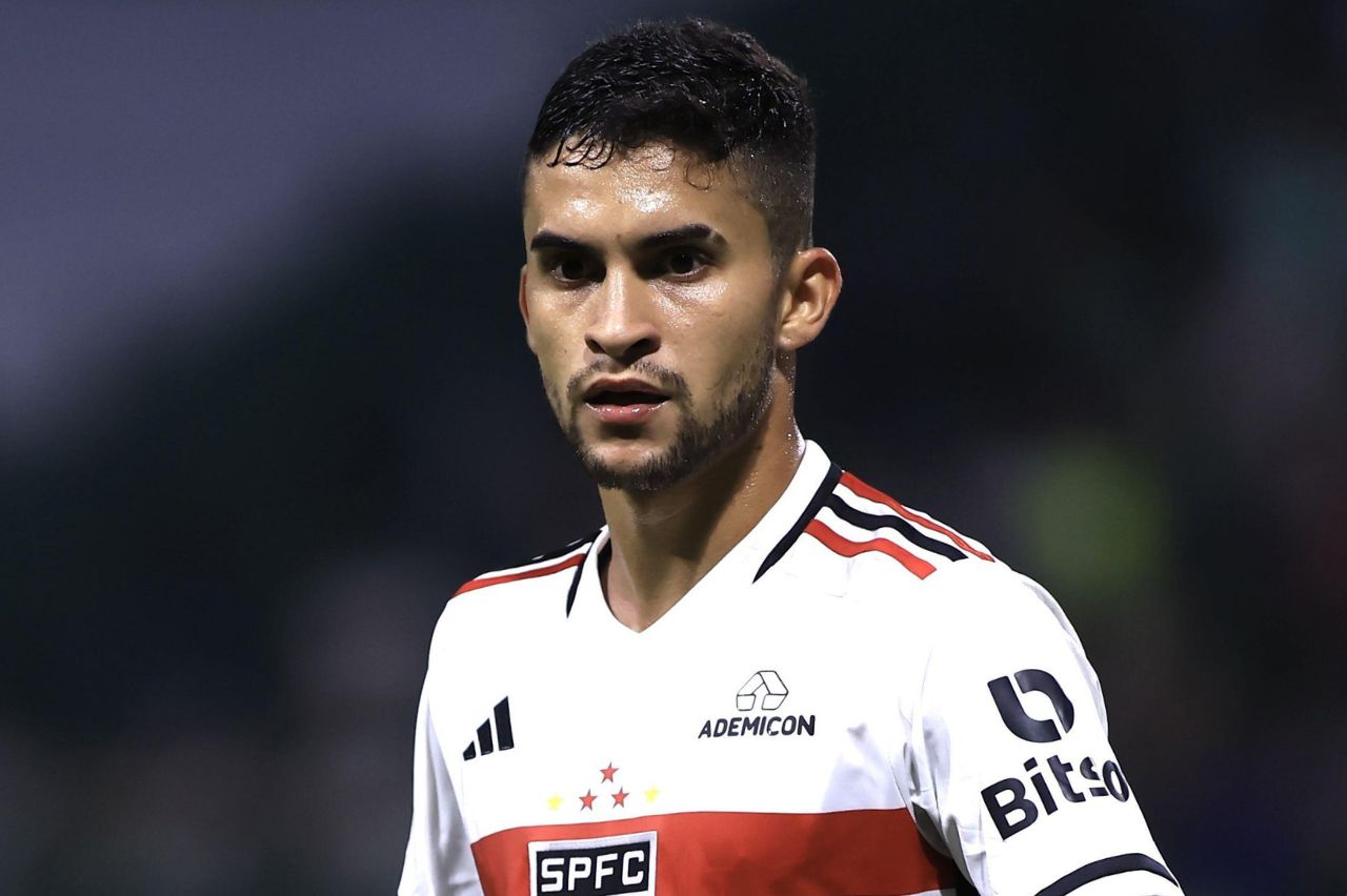 Volante retorna após lesão e reforça o São Paulo na Libertadores